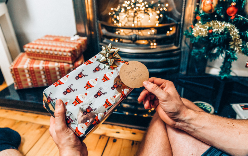 Men's Gift Giving Guide 2021 - Get Your Pretty On®